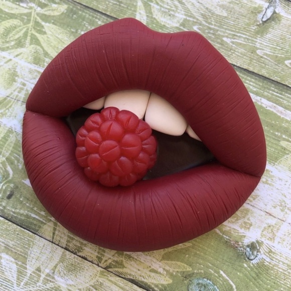 Hand Crafted | Art | Lip Wirh Raspberry Silicone Mold For Soap And ...